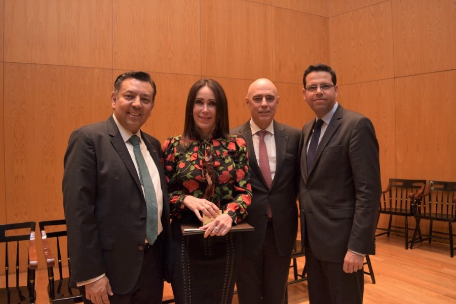 María Asunción Aramburuzabala Destacada Exalumna Del Itam Premio